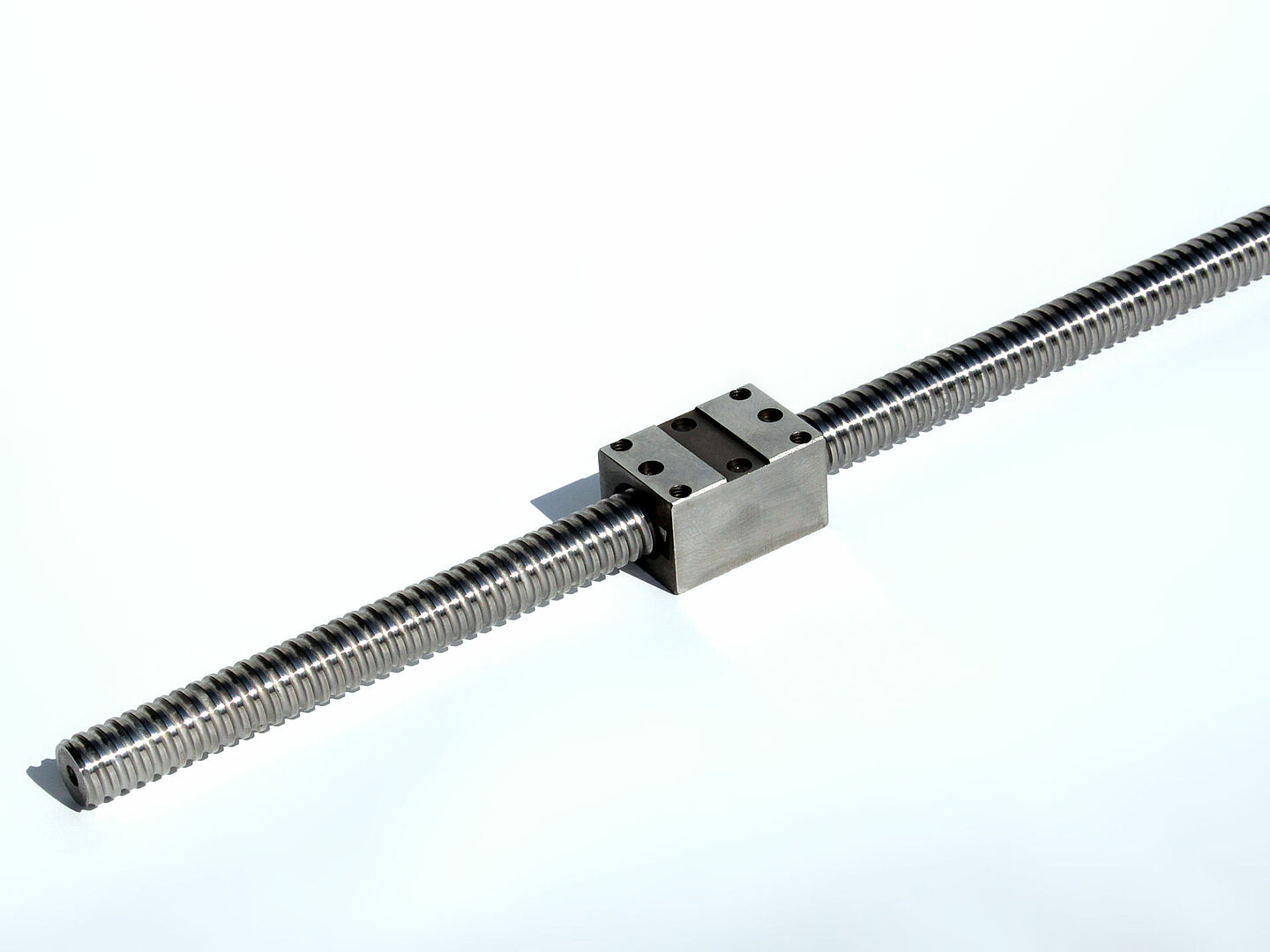 I+F Drive and machine technology Miniature spindles / Miniature Ball ...